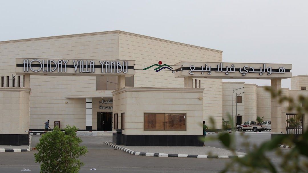 Top Yanbu Resorts: Relaxing Vacation with Family in Saudi Arabia