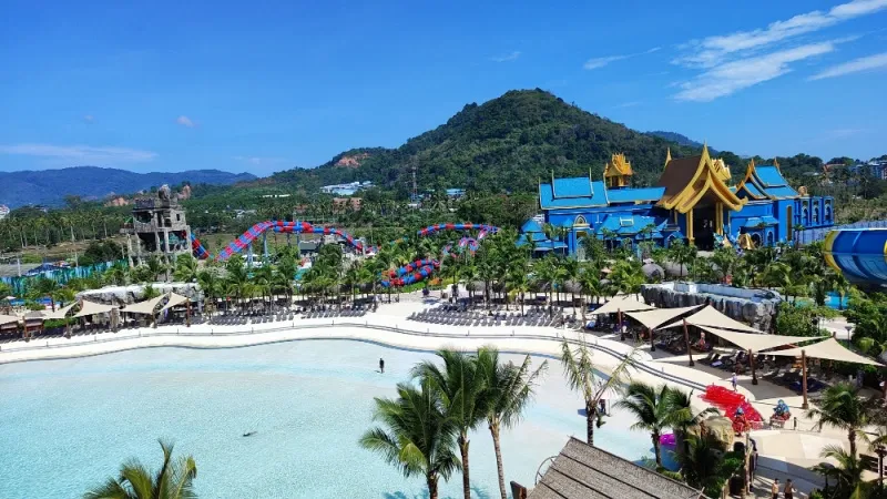 Top 10 Water Parks in Phuket: Where Family Time Meets Aquatic Thrills