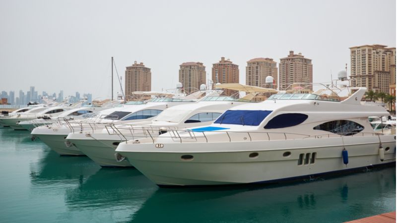 Boat Rides In Qatar For Sailing Across The Clam Waves