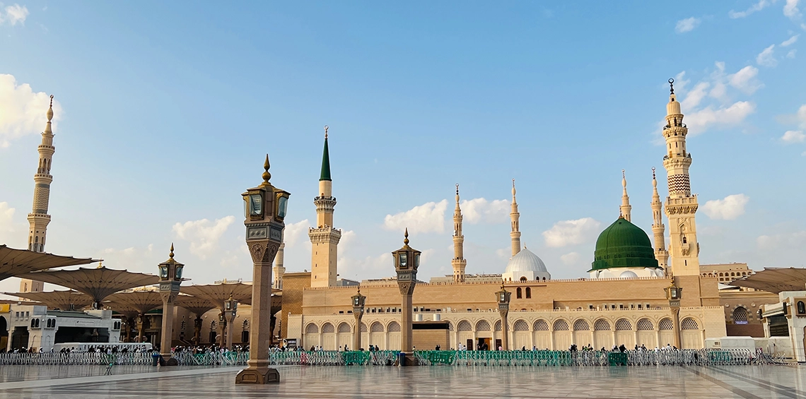 Best 4 Nights 5 Days in Mecca and Madinah Tour Package ...