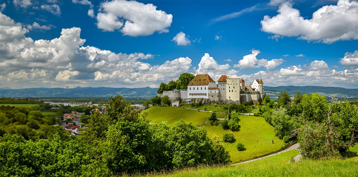 3 Nights 4 Days Lenzburg Zurich Tour Package - Regencyholidays.com