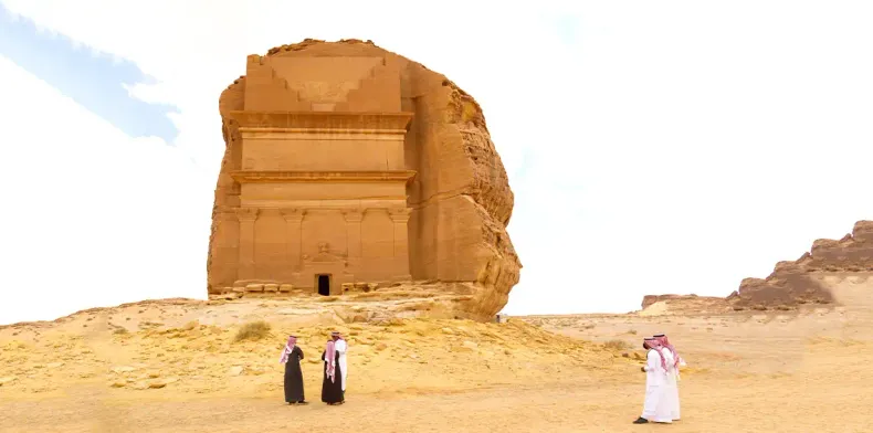 Alula Tour Packages from USA, Holidays Vacation in Alula ...